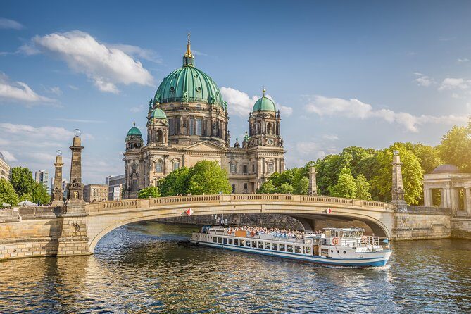 Semi-Private Berlin Highlights Shore Excursion from Warnemünde and Rostock Port - A Deep Dive Into the Itinerary