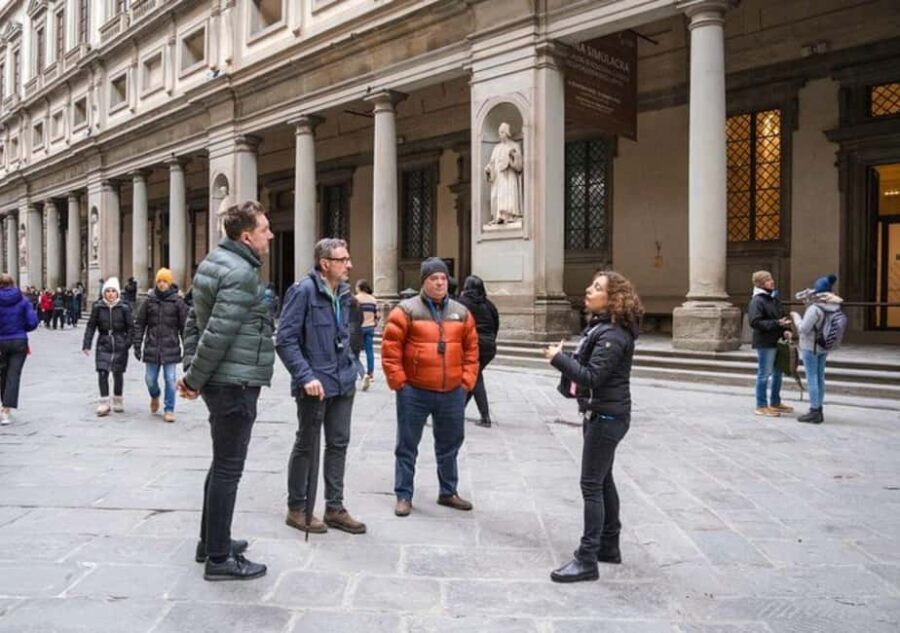 Semi Private Uffizi Gallery Guided Tour in Florence - The Balance Between Art and History