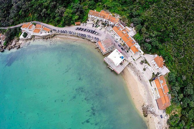 Sesimbra, Azeitao and Setubal Private Tour with Wine Tasting - How the Experience Comes Together