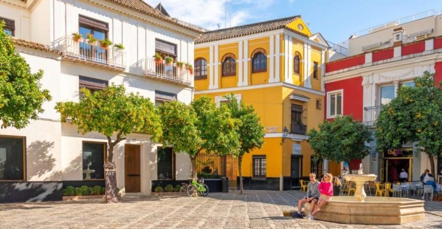 Seville: Barrio de Santa Cruz Small Group Walking Tour - Why This Tour Works Well
