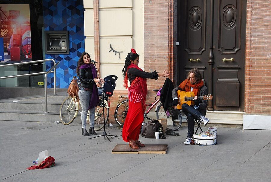 Street flamenco performance in Sevilla