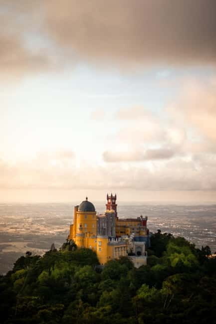 Sintra: Guided History & Highlights Tuk-Tuk Tour with Pastry - Who Should Book This Tour?
