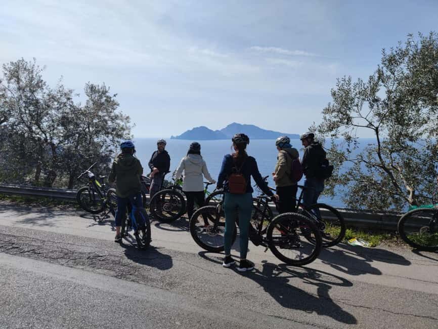 Sorrento Coast E-Bike Tour and Visit at Vinegar Cellar - Visiting the Old Farmhouse and Vinegar Cellar