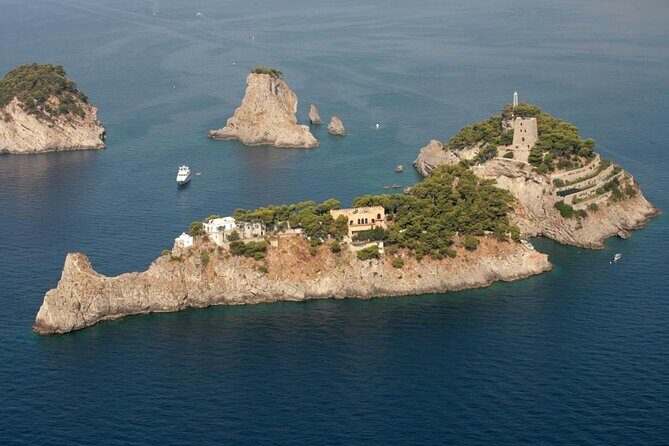 Sorrento, Positano and Amalfi Coast in One Day From Naples - Key Points