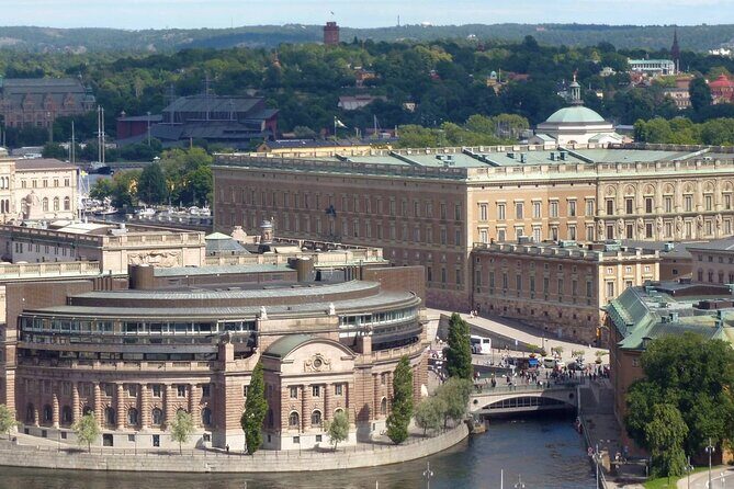 Stockholm Self-Guided Murder Mystery Tour by the Parliament - An in-depth look at what you can expect