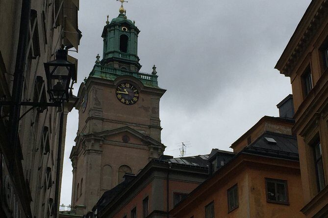 Stockholm Top attractions all-inclusive Gran Tour Winter Edition - Transportation and Group Size