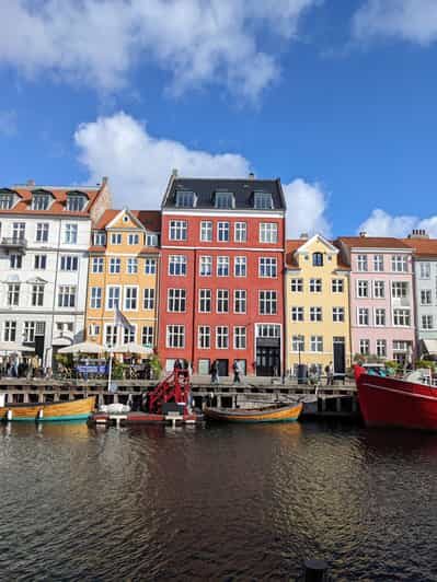 Stroll through the heart of Copenhagen - private guided tour in French - Final Thoughts: Who Will Love This Tour?