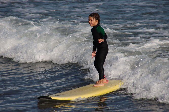 Surf lesson on Valencia beach - What to Expect from Your Valencia Beach Surf Lesson