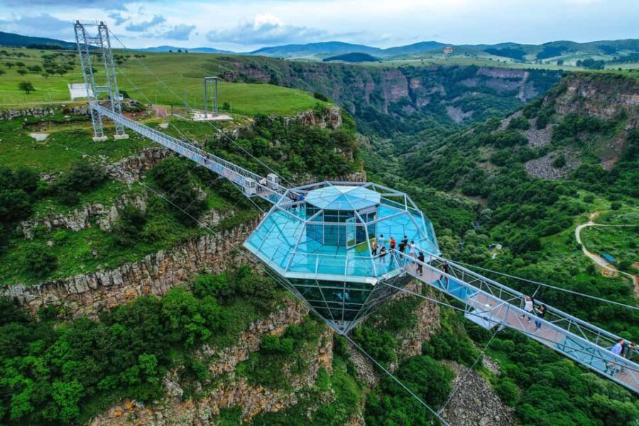 Tbilisi: Dashbashi Canyon and Glass Bridge Day Trip - Exploring the Canyon and Waterfalls