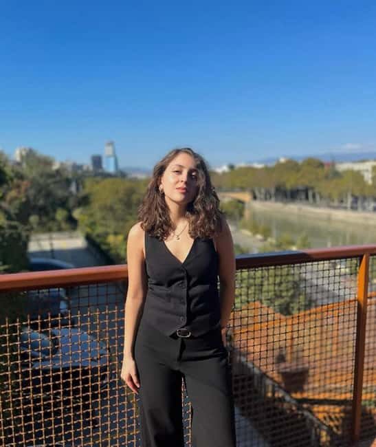 Tbilisi: Private Photoshoot and Walking Tour - What Youll Get: Photos, Stories, and Local Insights