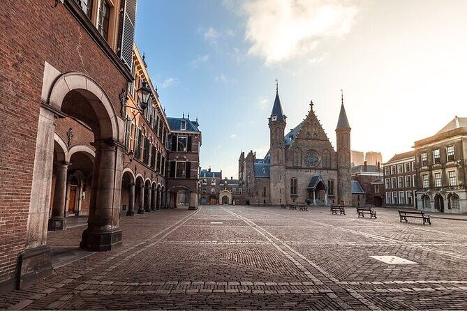 The Hague Must-See attractions Private Walking Tour With A Guide - The Itinerary in Detail