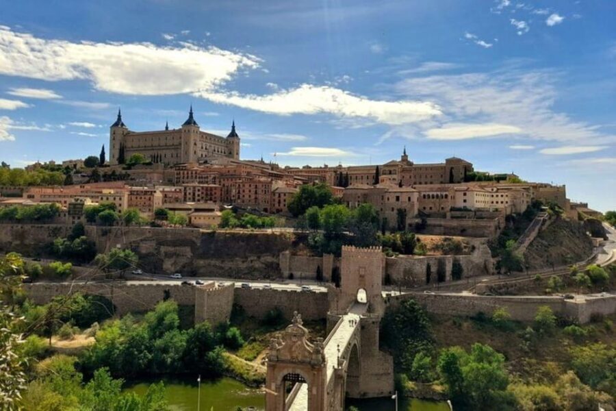 Toledo: Private Walking Tour with a Local Guide - Why Choose This Toledo Tour?