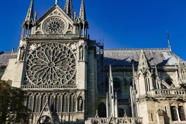 Tour of medieval Paris with a specialist guide - The Value of a Specialist Tour