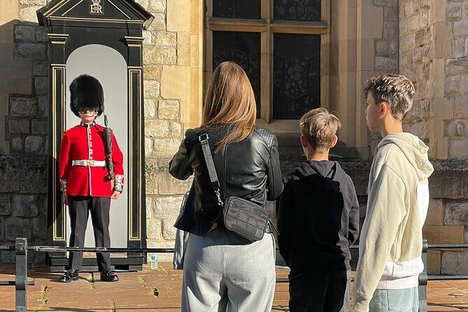 Tower of London & Tower Bridge Private Tour for Kids and Families - Who Will Love This Tour?