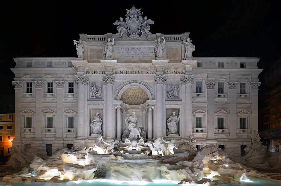 Wide panorama of Trevi Fountain Rome