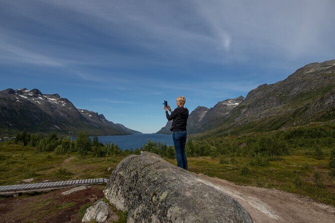 Tromso fjords road trip with fire in grill cabin by the beach. - Authenticity and Practical Tips Based on Reviews
