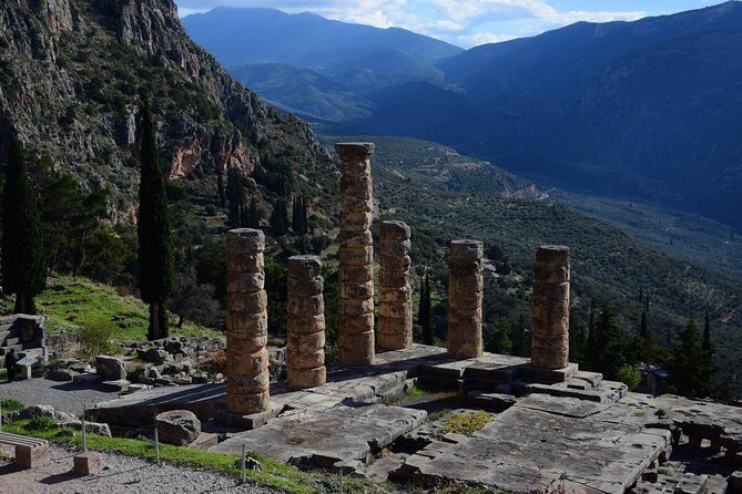 Two day trip from Athens to Delphi and Meteora - Day 2: Meteora & Thermopylae