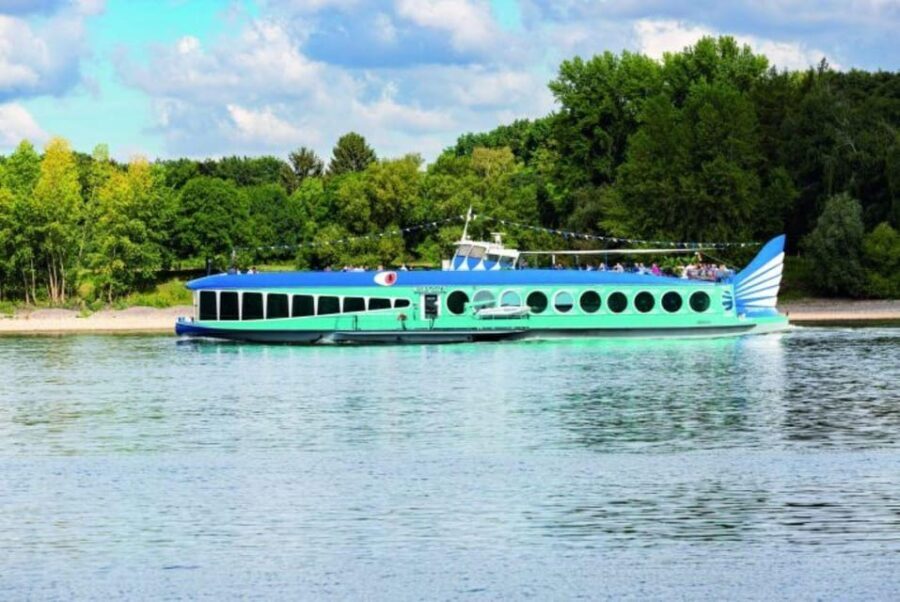 typical Cologne evening cruise on board of Moby Dick in Bonn - Who Should Consider This Cruise?