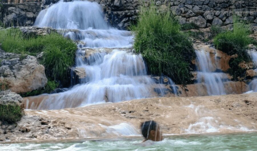 Valencia: Anna Alhambra and 3 Waterfalls Guided Tour - An Overview of the Tour Experience