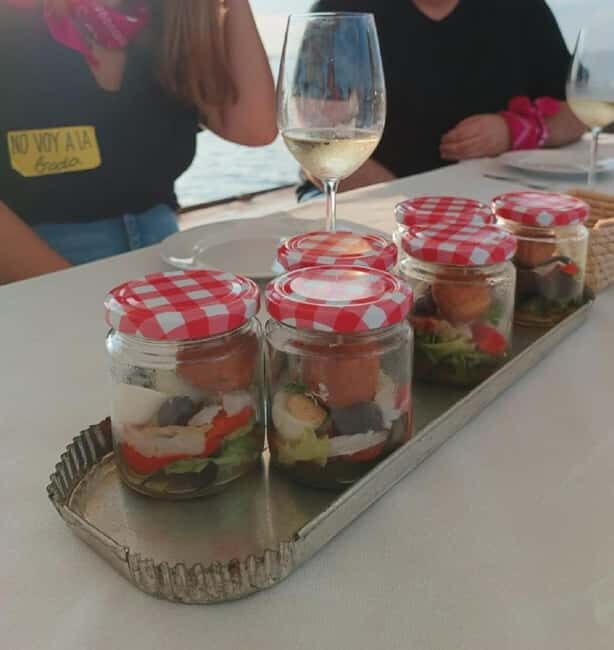 Valencia: Boat trip with Valencian vermouth tasting - What to Expect During the Tour