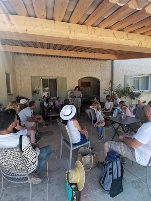 Valensole : Visit of a winery and lavender farm - The Experience From Different Perspectives