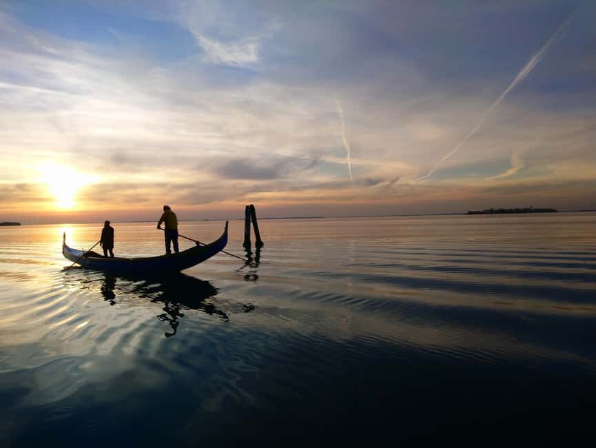 Venice: a boat tour among whispers of water and light, a reality to discover - Discovering the Lagoon Islands