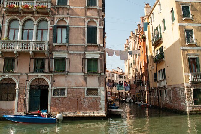 Venice City Center Guided Walking Tour - Semi-Private 12ppl Max - What Makes This Tour Stand Out?