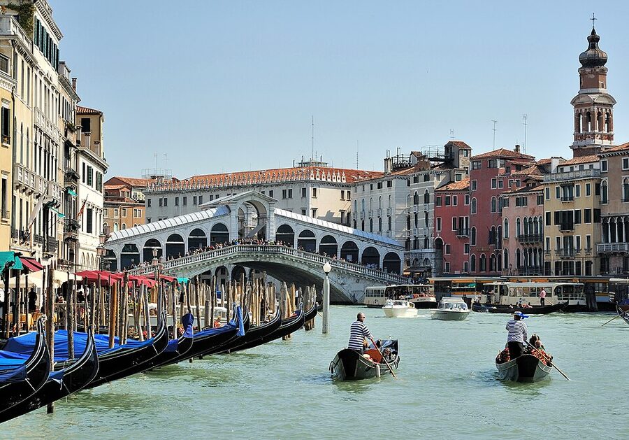 Gondoliers near the Rialto Bridge in Venice