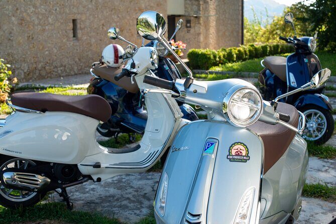 Vespa 125 rental to explore the UNESCO Hills - Introducing the Vespa Tour: A Unique Way to See the UNESCO Hills