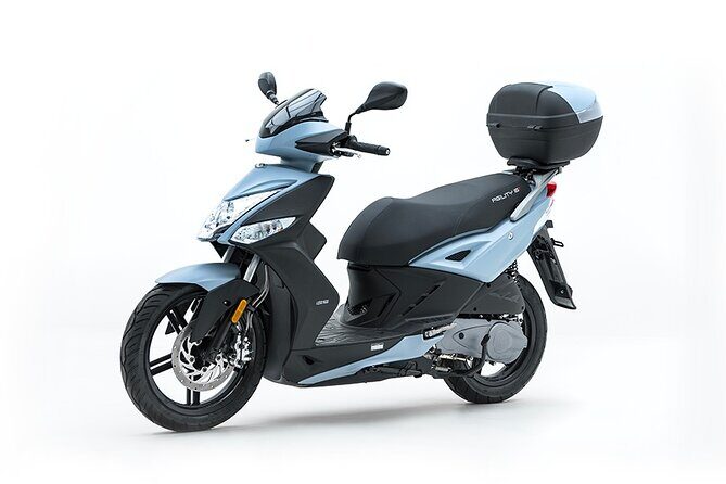 Vespa and Scooter Rental in Lucca - What to Expect on Your Scooter Journey