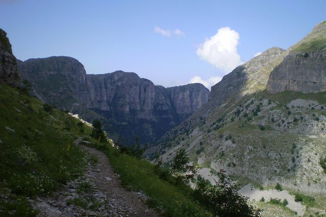 Vikos Gorge daily hike - An In-Depth Look at the Vikos Gorge Hike