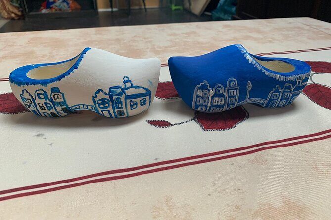 Wooden Shoes Painting Private Workshop in Simonehoeve - The Venue: Simonehoeve Cheesefarm and Woodenshoes Factory