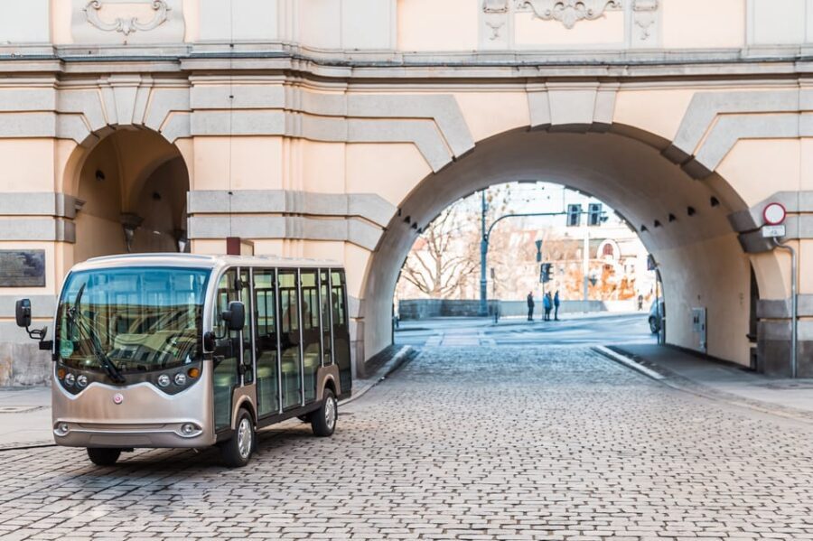 Wroclaw: 1-Hour Sightseeing Tour by Electric Car - Detailed Tour Breakdown