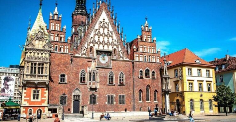 Wroclaw: City of 100 Bridges 4-Hour Private City Tour - The Value of a Private, Guided Experience
