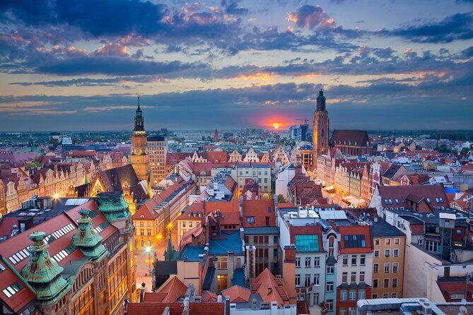 Wroclaw Private Custom Walking Tour With A Guide - The Itinerary Breakdown