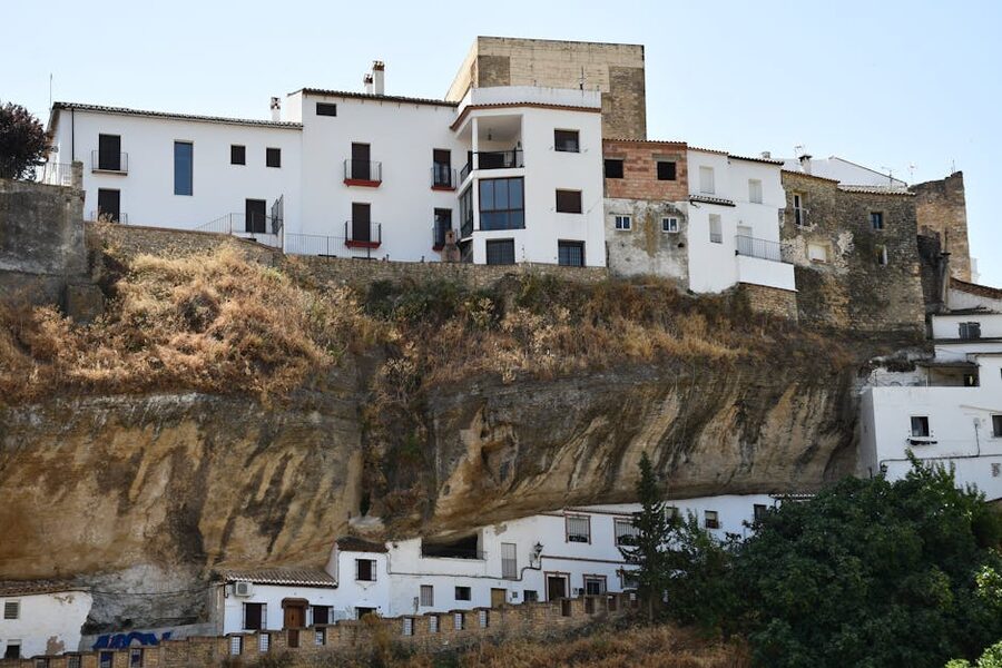 Cave houses cut into the cliff at Setenil de las Bodegas