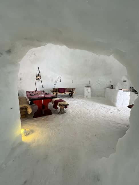 Zurich: Lucerne Trip, Igloo Fondue and Titlis Rotair Option - Discovering Lucerne: The Charming Swiss City